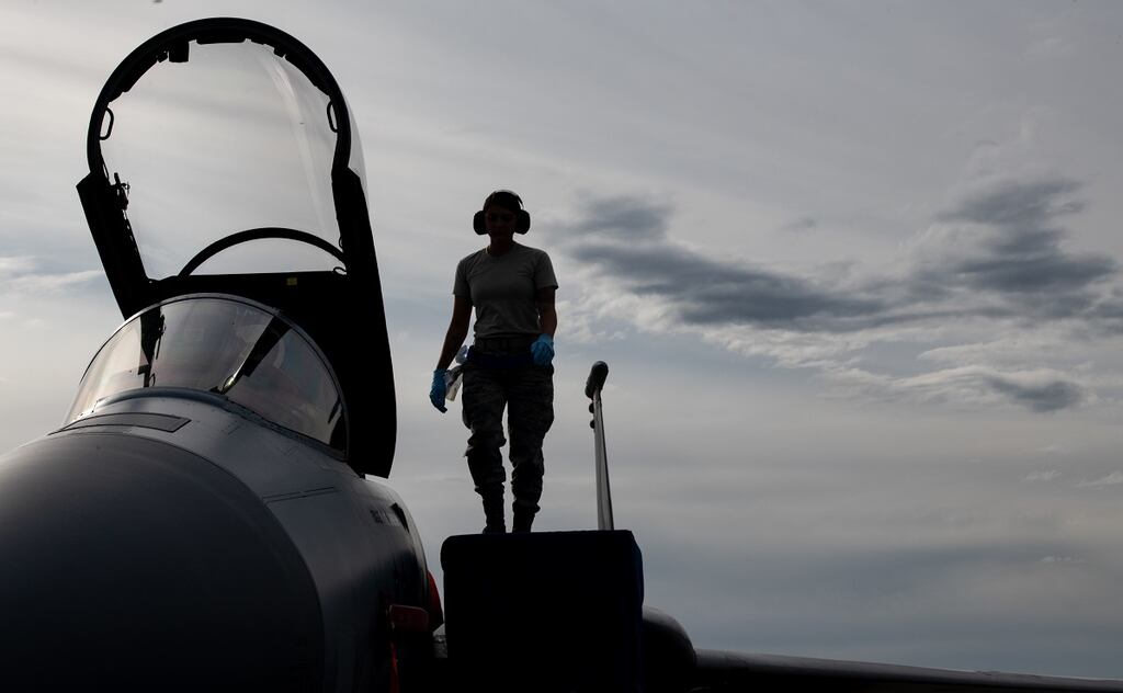 Aircraft mission-capable rates hit new low in Air Force, despite ...